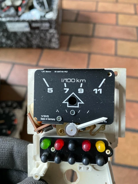 ORIGINAL VW GOLF 2 Speedometer Tacho Consumption Display Combination ...