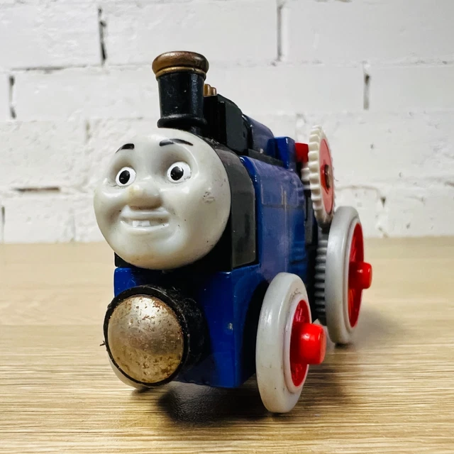 FERGUS - THOMAS the Tank Engine & Friends Wooden Railway Magnet Trains ...