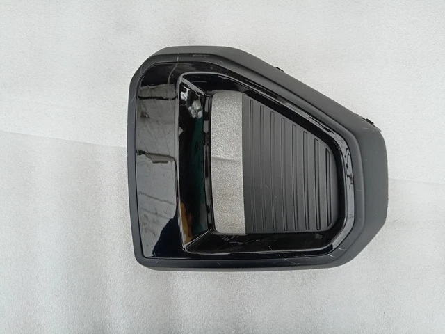 KIA SPORTAGE GT Line Mk5 2025-On Rear Bumper Right Molding Trim 86692 ...
