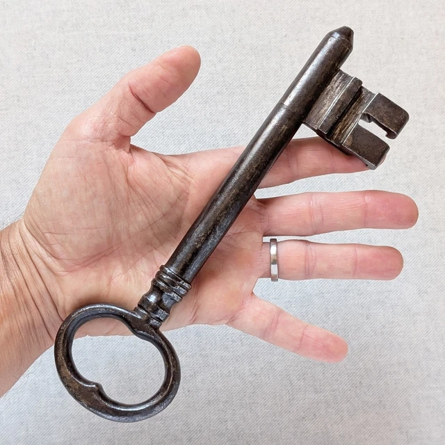 LARGE ANTIQUE KEY from Spain, Huge Old Spanish Skeleton Key £149.00 ...