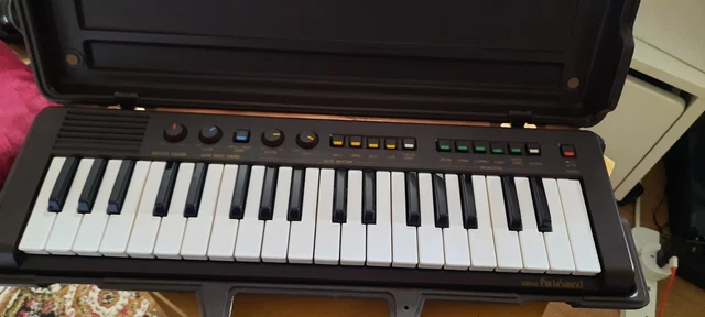1980S VINTAGE YAMAHA PS-2 Portasound Mini Keyboard in case £50.00 ...