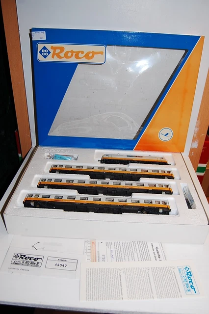 ROCO 43047 SCALE H0 Train Lufthansa Airport Express E-Lok Bn 111 049-3 ...