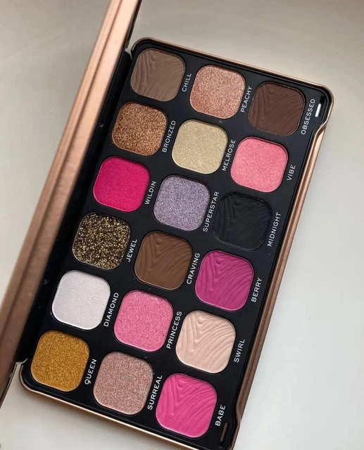Paleta Palette Forever Flawless Bare Pink De Makeup Revolution Eur 11