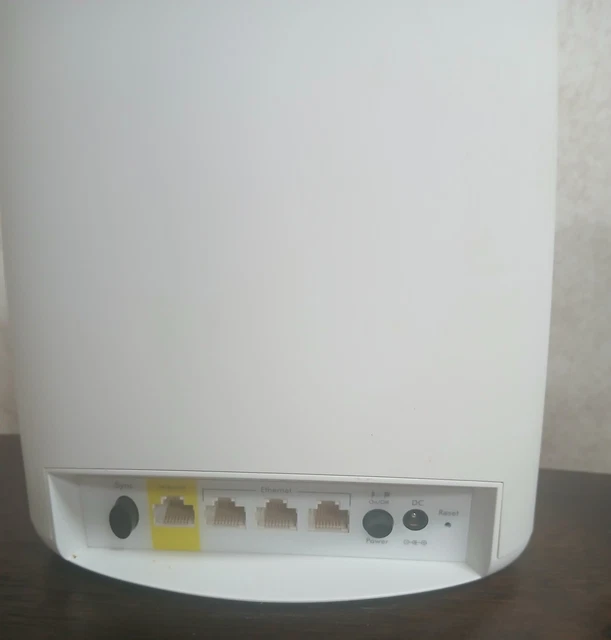 NETGEAR ORBI ROUTER RBR40 with Power Cord and Wall Plug Satellite RBW30 ...