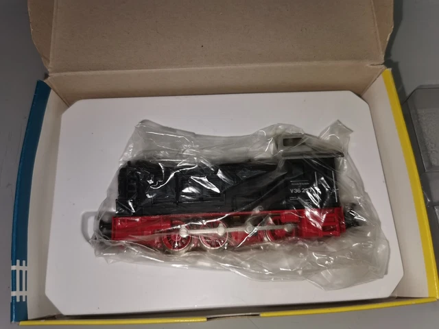 TRIX-EXPRESS H0 2464 diesel locomotive V36 with pulpit / unused ...