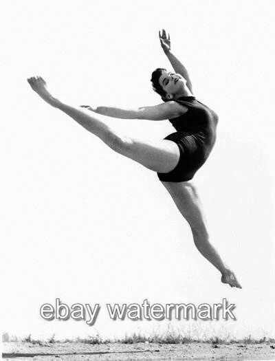 ACTRESS LISA GAYE Leggy Cheesecake Leotards 8X10 Photo 4 £14.46 ...