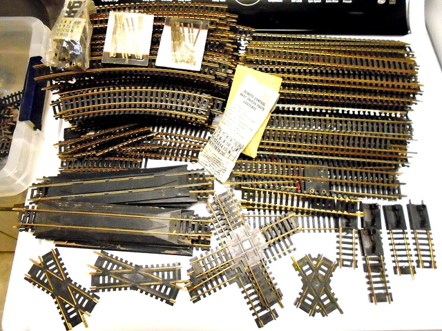 HUGE ATLAS-HO BRASS track lot-12 lbs.Curves Straights,Re-Railers,fitter ...
