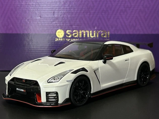 NISSAN GT-R NISMO 1/18 samurai GT-R NISMO White R35 [Serial number 290/ ...