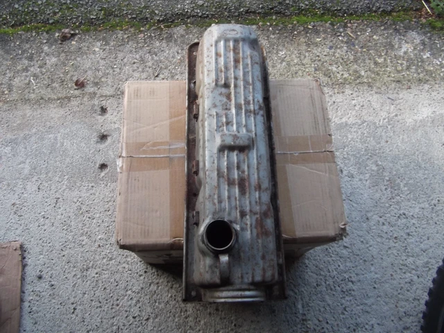 FORD 2 LITRE 205 Pinto Injection Engine Wide Flange Rocker Cover ...