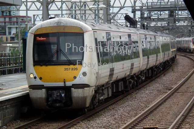 CLASS 357 357326, 4 car EMU, in C2C at Stratford £0.95 - PicClick UK