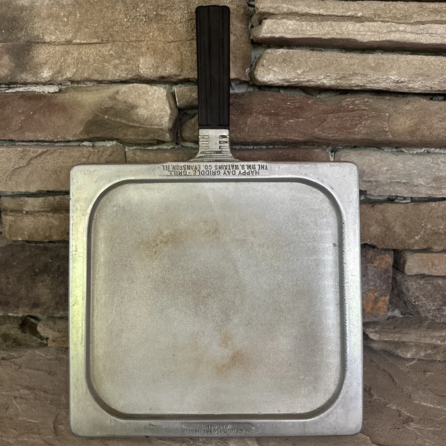 VINTAGE HAPPY DAY GRIDDLE-GRILL Double Sided Perma Cast Corp - 11 1/2 x ...