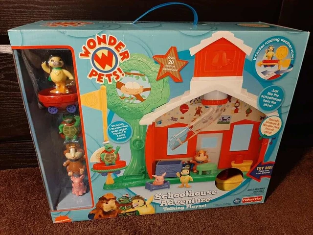 NEW WONDER PETS Schoolhouse Adventure Talking Playset With 3 Wonder ...