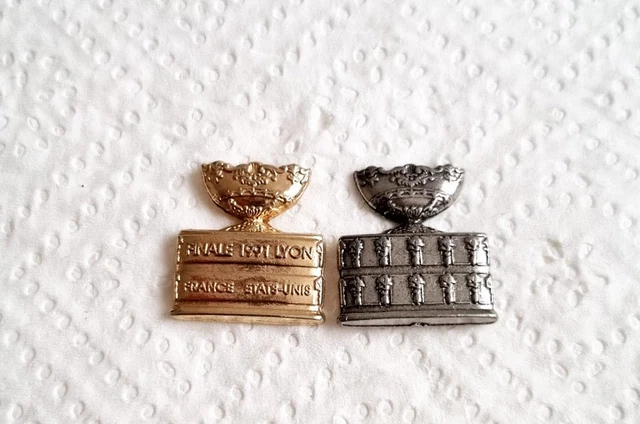 LOT DE 2 pin's Arthus Bertrand Tennis Coupe Davis doré et argenté EUR 5,00 - PicClick FR