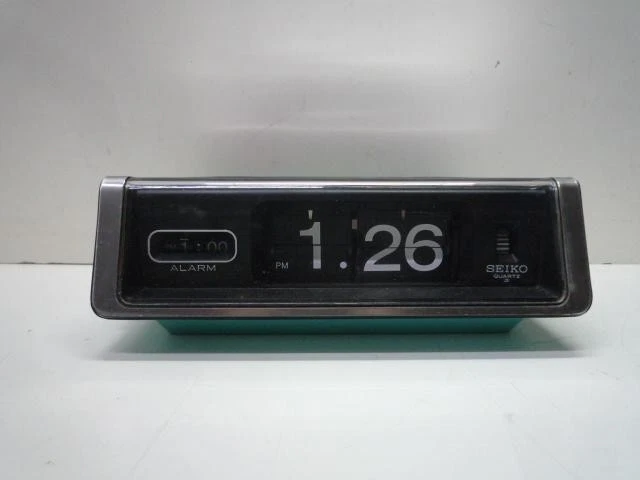 SEIKO QUARTZ FLIP Clock Battery Operated Japan Retro Alarm Vintage ...