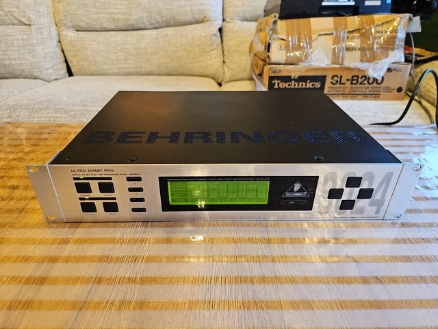 BEHRINGER ULTRA-DYNE PRO DSP9024 24-bit Digital Multiband Compressor £ ...