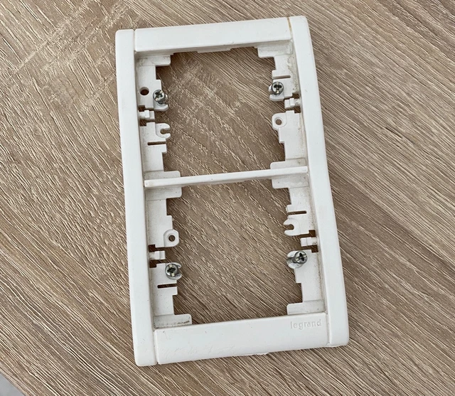 LEGRAND SAGANE OPALIS - Plaque double verticale - 85001 - 850 01 EUR 6 ...