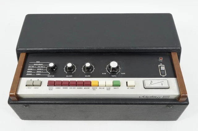 ROLAND TR-55 RHYTHM Arranger Vintage Analog Drum Machine TR 100-240V £ ...