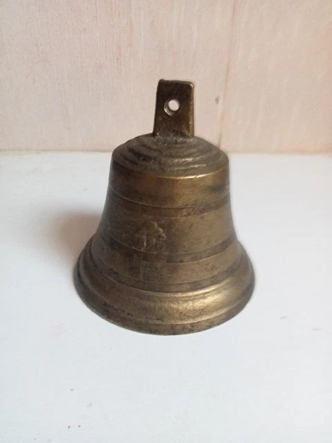 CLOCHE ANCIENNE EN bronze hauteur 10 cm diamètre 9 cm EUR 20,00 ...
