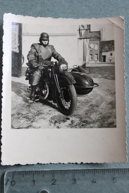 FOTO JA WEHRMACHT Motorrad Krad Stahlhelm Mantel Kennzeichen IY ...