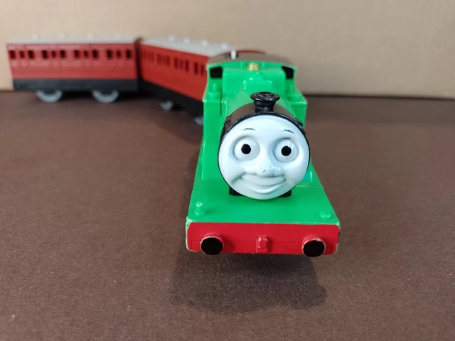 OLIVER TRAIN & Coaches - Tomy Trackmaster - Tested & Working - Thomas ...