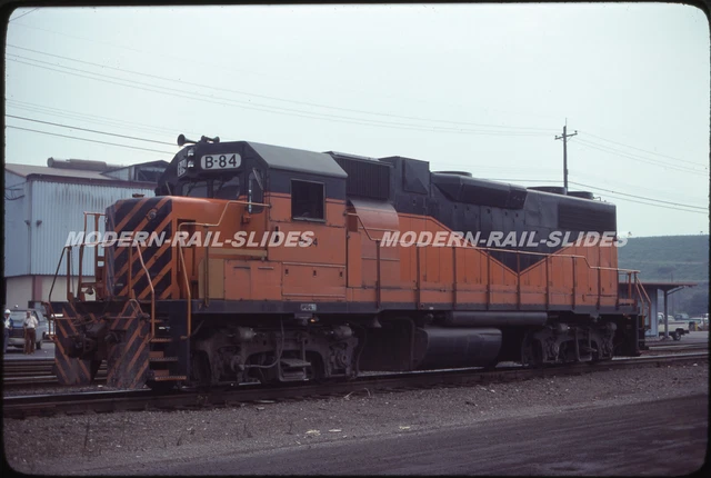 ORIGINAL SLIDE: ARMCO Steel B-84 GP38 before being wrecked and retired ...