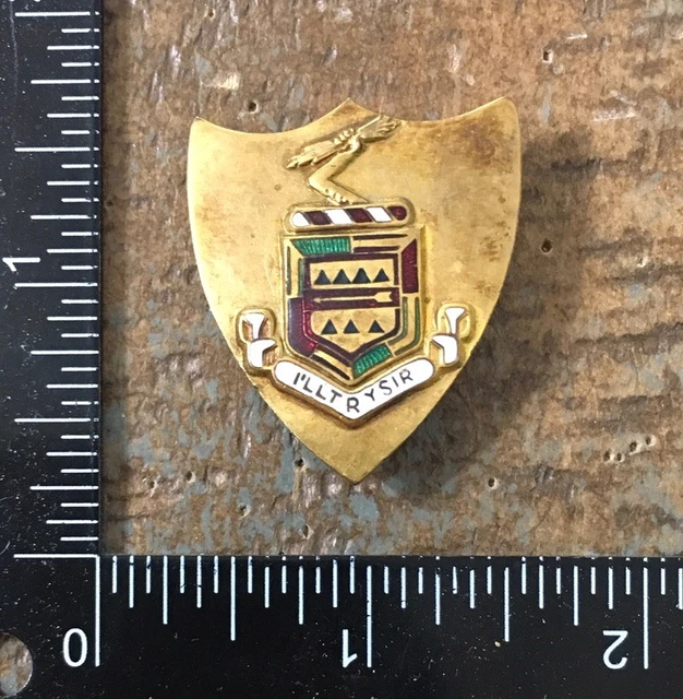 WW2 US ARMY 5th Infantry Regiment DI DUI Unit Crest Pinback Pin PB ...