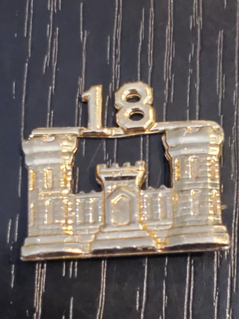 WWII US ARMY 18th Engineer Battalion Officer Collar Pin Insignia L@@L ...