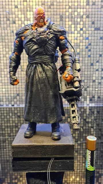 NEMESIS T-TYPE RESIDENT Evil Resin 3d printed, hand painted 20cm tall £ ...