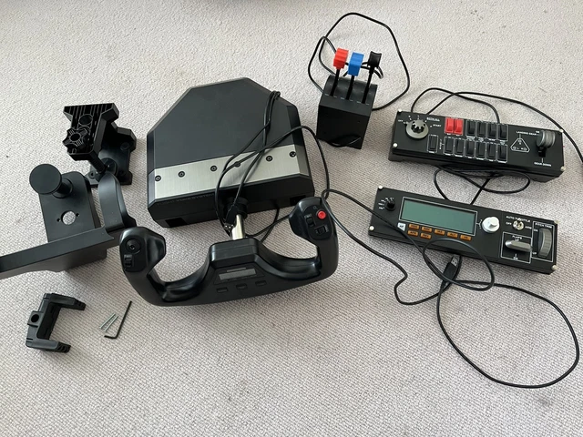 LOGITECH G SAITEK Pro Flight Simulator Yoke System-Throttle and Multi Panels £220.00 - PicClick UK