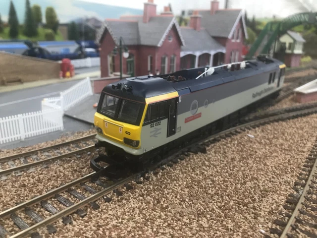 MODEL RAILWAYS TRAINS 00 gauge locomotives £9.99 - PicClick UK