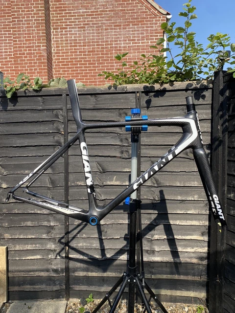 GIANT TCR ADVANCED SL Carbon Road Bike Frameset Size ML £450.00 ...