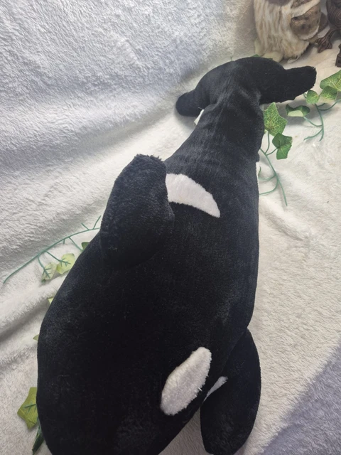 VINTAGE MEDIUM ORCA " Killer Whale Stuffed Plush "24 Inchs In Length £6 ...