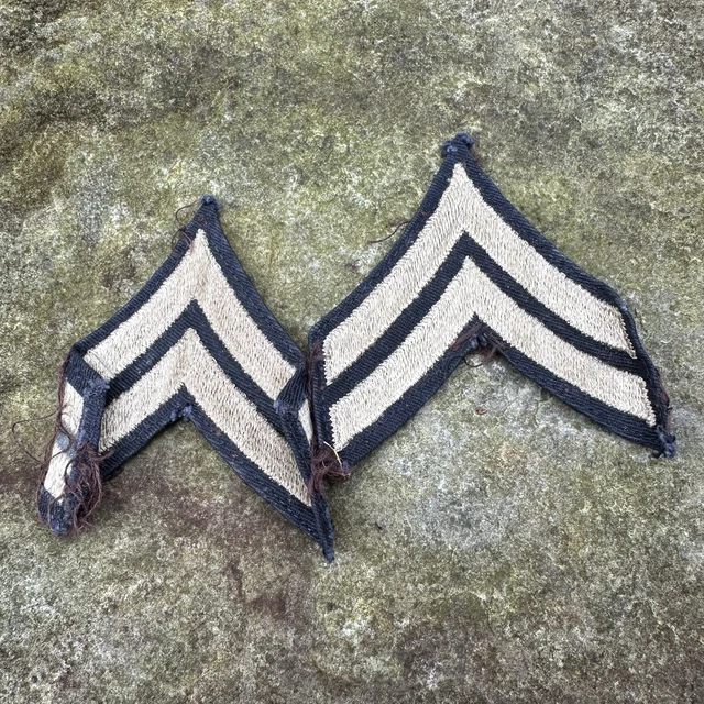ORIGINAL WWII WW2 US Army Corporal Insignia Uniform Tunic Chevron Pair ...