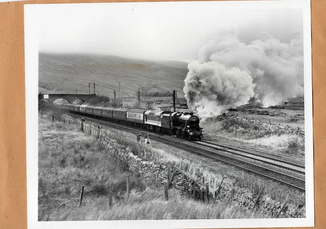 CUMBRIAN MOUNTAIN EXPRESS 48151 Ais Gill Summit 12/11/88 Original 10"x8 ...