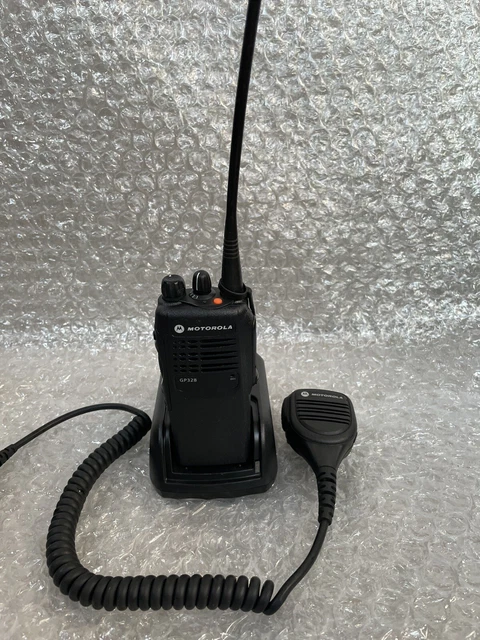 MOTOROLA GP328 450-527MHZ UHF Two-Way Radio AZH25SDC9AA2 4-Channel $210 ...