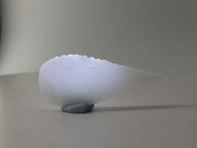 ABORIGINAL - EARLY Kimberley Point - White Milk Glass- Wa. $275.00 ...