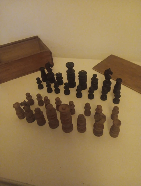 FULL SET OF Regency Pattern Vintage Wooden Chess Pieces With Box. £16. ...