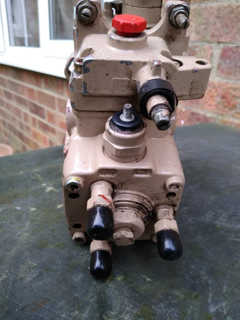 BOSCH MECHANICALLY GOVERNED VE 3 Cylinder Engine Iveco Fuel Injector ...