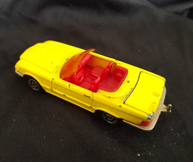 MAJORETTE MERCEDES 350 SL jaune cabriolet MADE IN FRANCE N°108 1/60 EUR ...