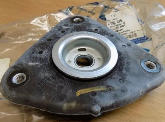 FORD FOCUS MK3 C346 Front Strut Suspension Top Mount 2033575 NEW ...