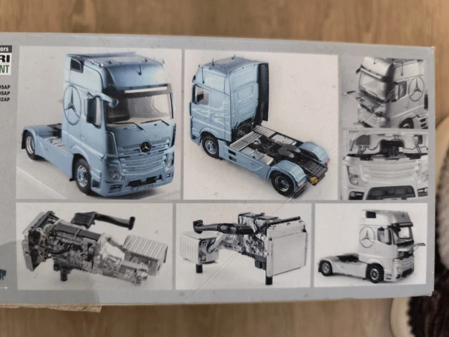 ITALERI 3905 LKW Truck Mercedes Benz Actros MP4 Gigaspace 1:24 Model ...