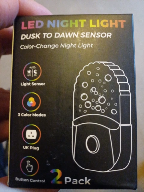 LED NIGHT LIGHT Dusk To Dawn Colour Change Night Light £6.55 - PicClick UK