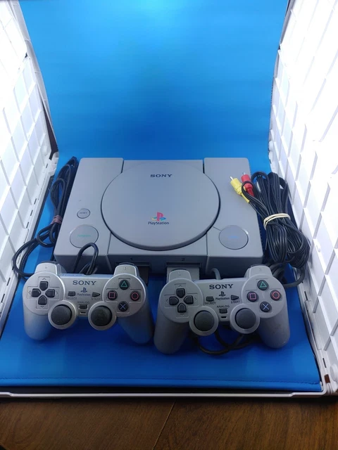 SONY PLAYSTATION 1 Grey Console SCPH-9001 2 Controllers Power RCA AV ...