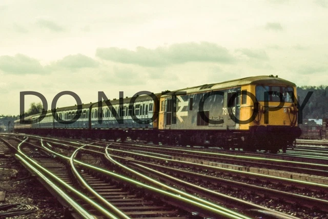 UK DIESEL TRAIN Railway Photograph Of Class 73 73003 Loco. Rm73-9 £1.70 ...