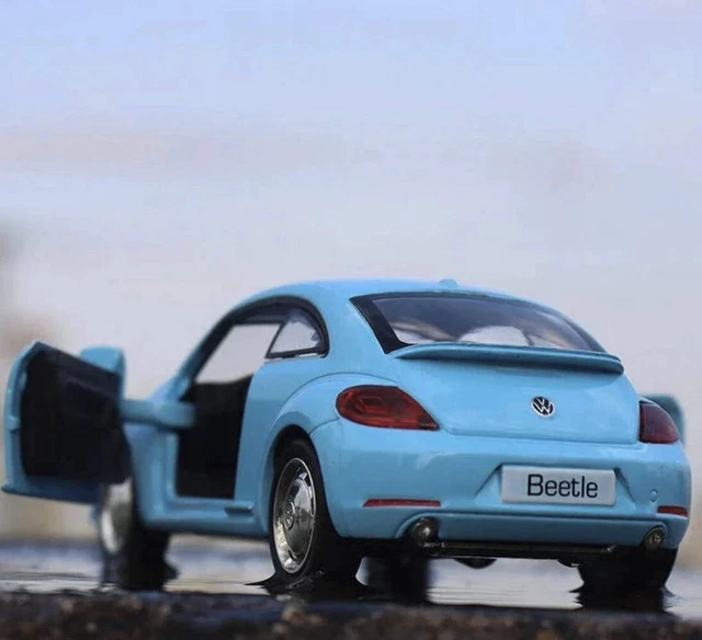 VOLKSWAGEN NEW BEETLE 1:36 Scale Model Car Alloy Diecast Toy Vehicle ...