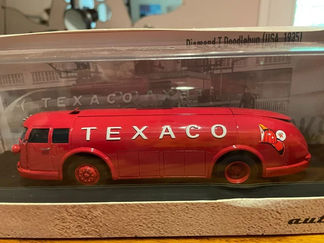 1935 DIAMOND T Doodlebug Texaco fuel tanker in 1:43 scale - Autocult ...