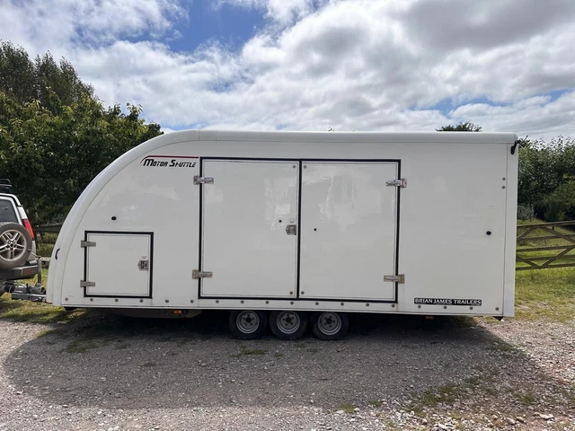 BRIAN JAMES RACE Shuttle Covered Car Transporter, Enclosed Car ...
