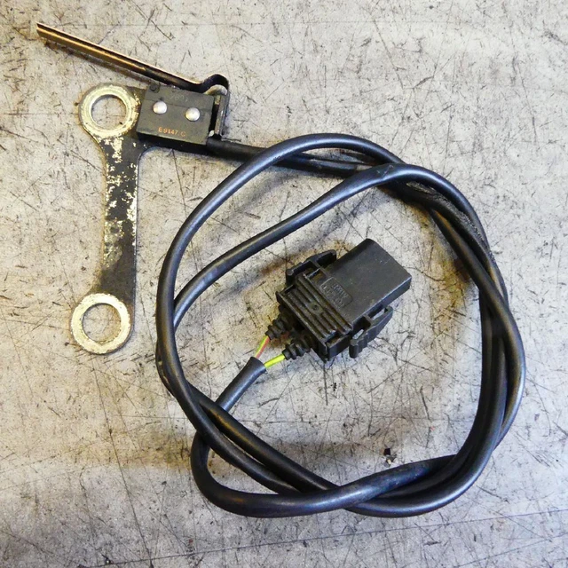 BMW K 1100 RS, LT EZ:96 interruttore luce freno posteriore buono 39486 ...