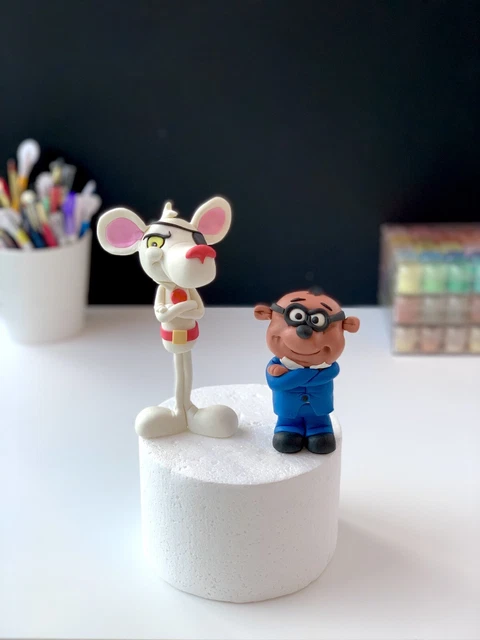 UNOFFICIAL DANGER MOUSE & Penfold handmade Edible Cake Topper £62.99 ...