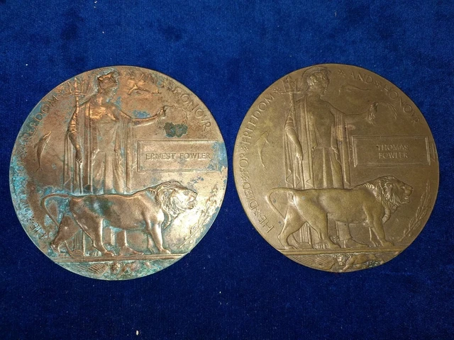 WW1 MEMORIAL PLAQUE Death Penny Family Pair Ernest Fowler Thomas Fowler ...